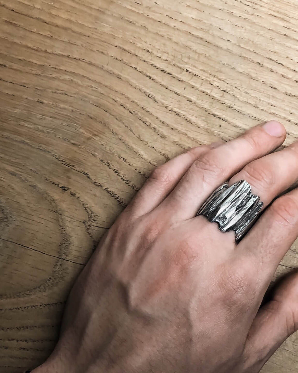 SCALE-RING // GONE.ARCHIVE - Artisan Jewellery